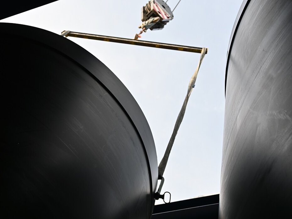 NATURAL STONE AND TILES cleaning protecting maintaining - Lithofin